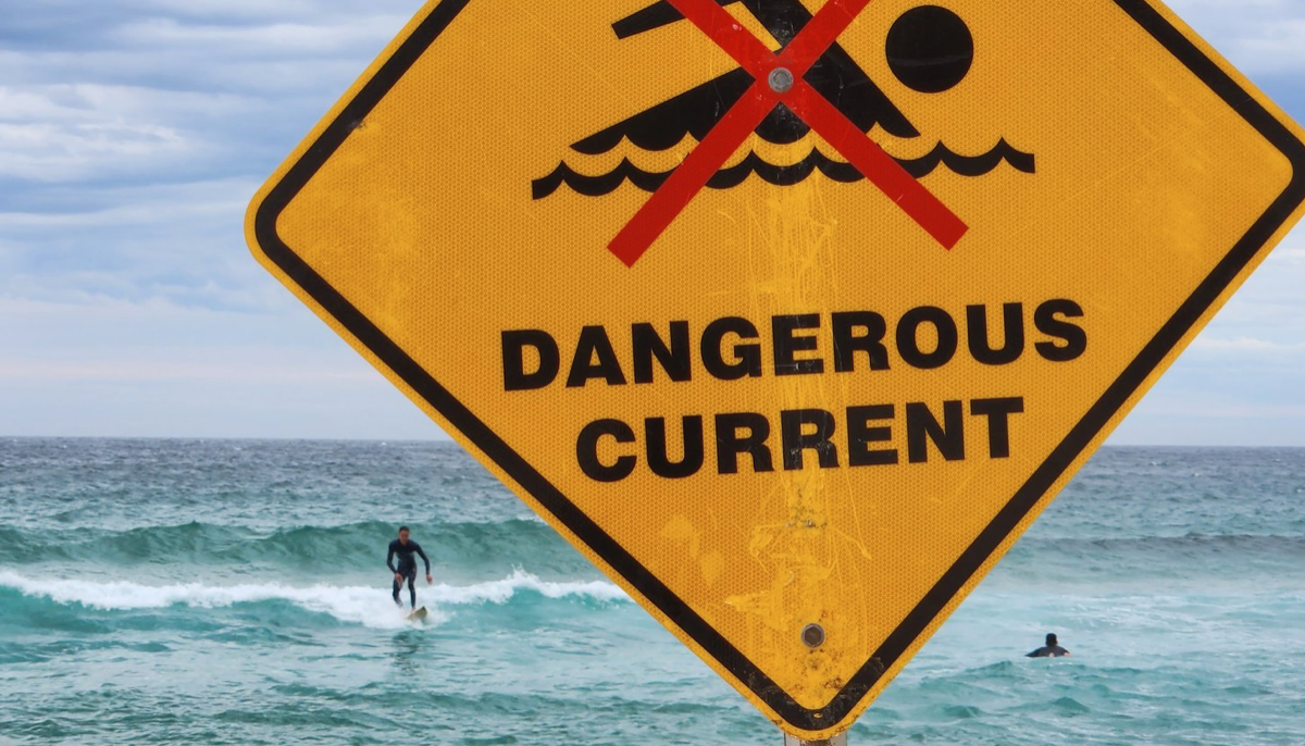 Rip Currents: Understanding, Spotting and Escaping Them - Surf ...